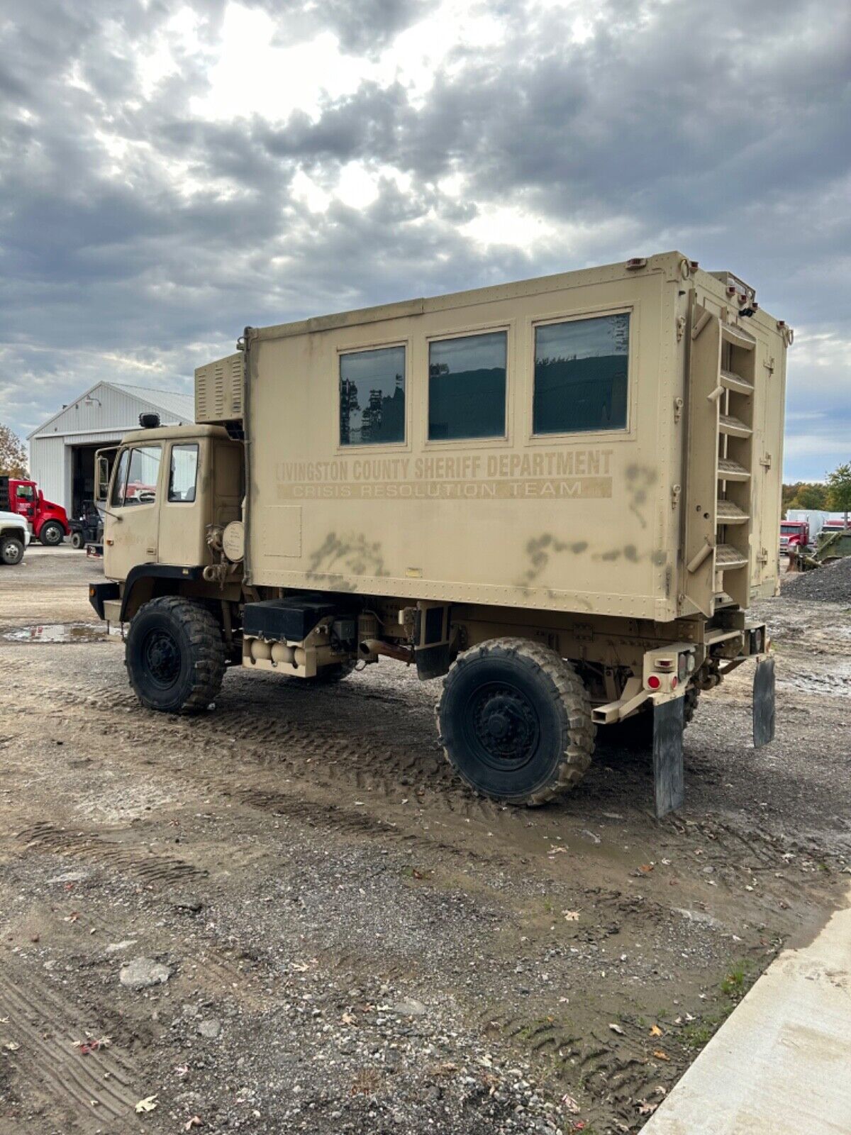 1995 Stewart and Steveson M1079 Van Body 4×4 Military Overland Camper ...